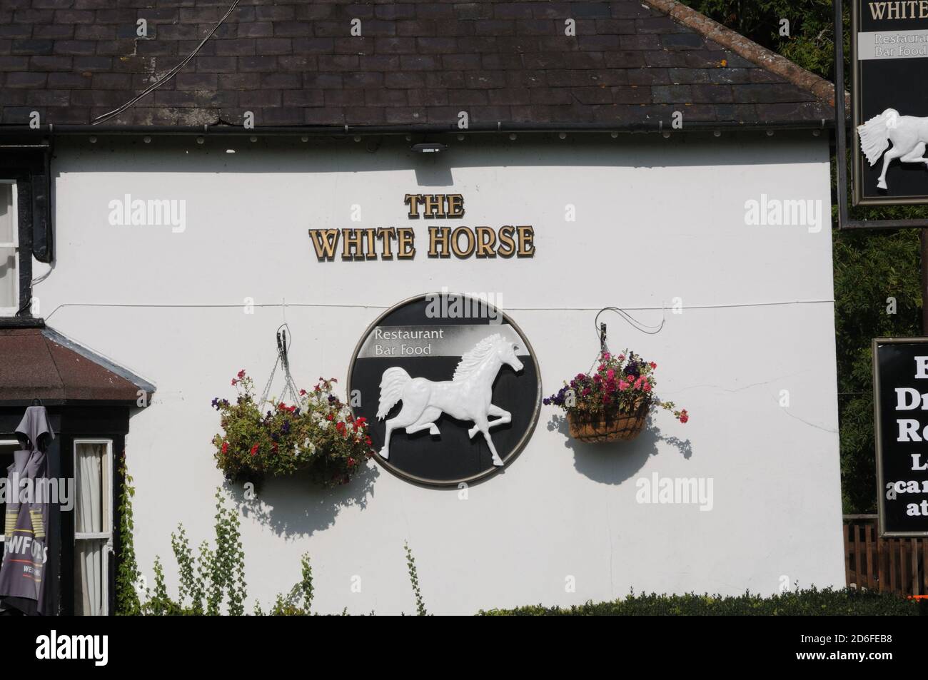 Eaton bray hi-res stock photography and images - Alamy