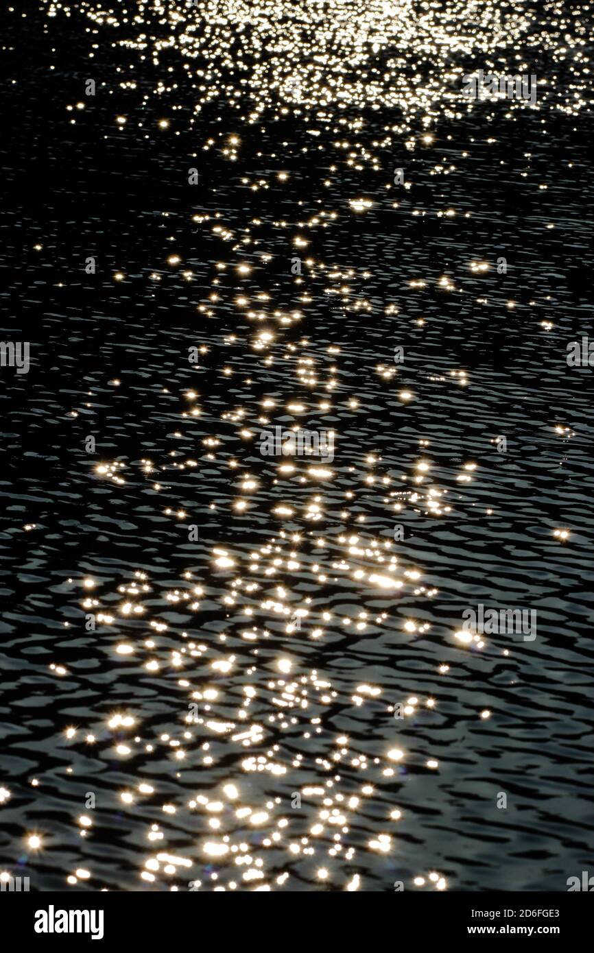 Water to sparkle hi-res stock photography and images - Alamy