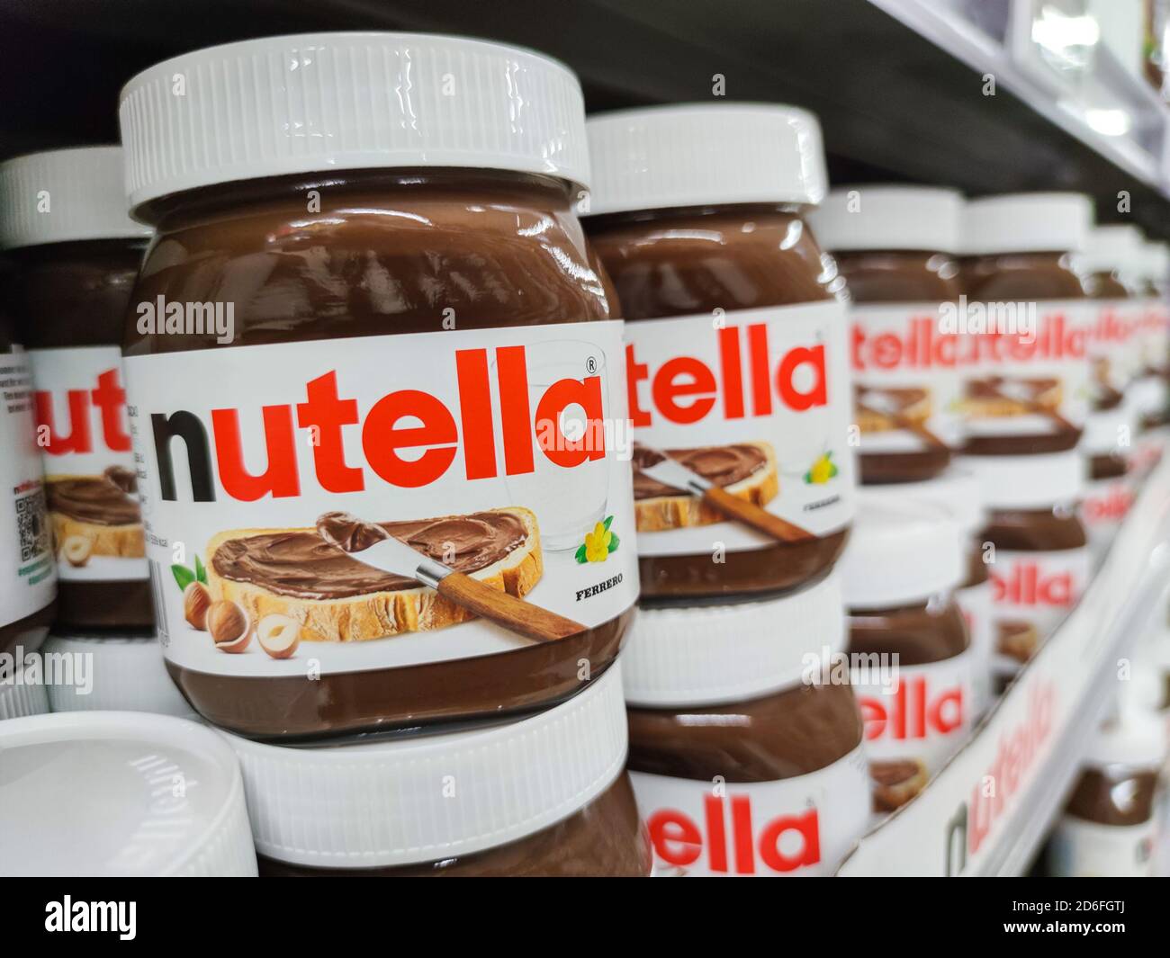 Nutella chocolate jars jar hi-res stock photography and images - Alamy