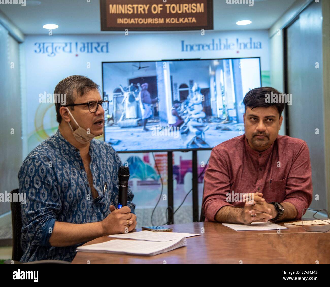 Banglanatakdotcom hi-res stock photography and images - Alamy