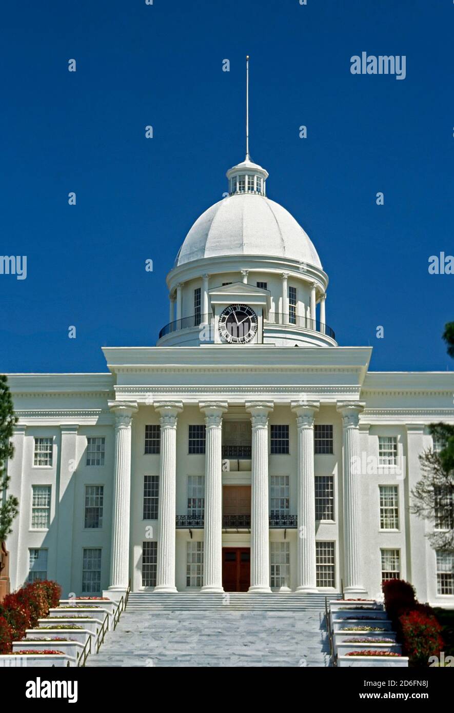 Alabama governor capital hi-res stock photography and images - Alamy