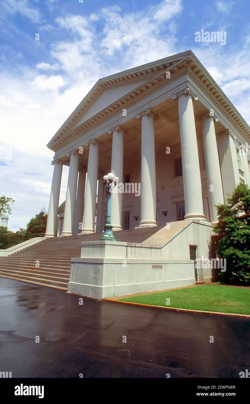 Richmond Virginia State Capitol Building VA Stock Photo - Alamy