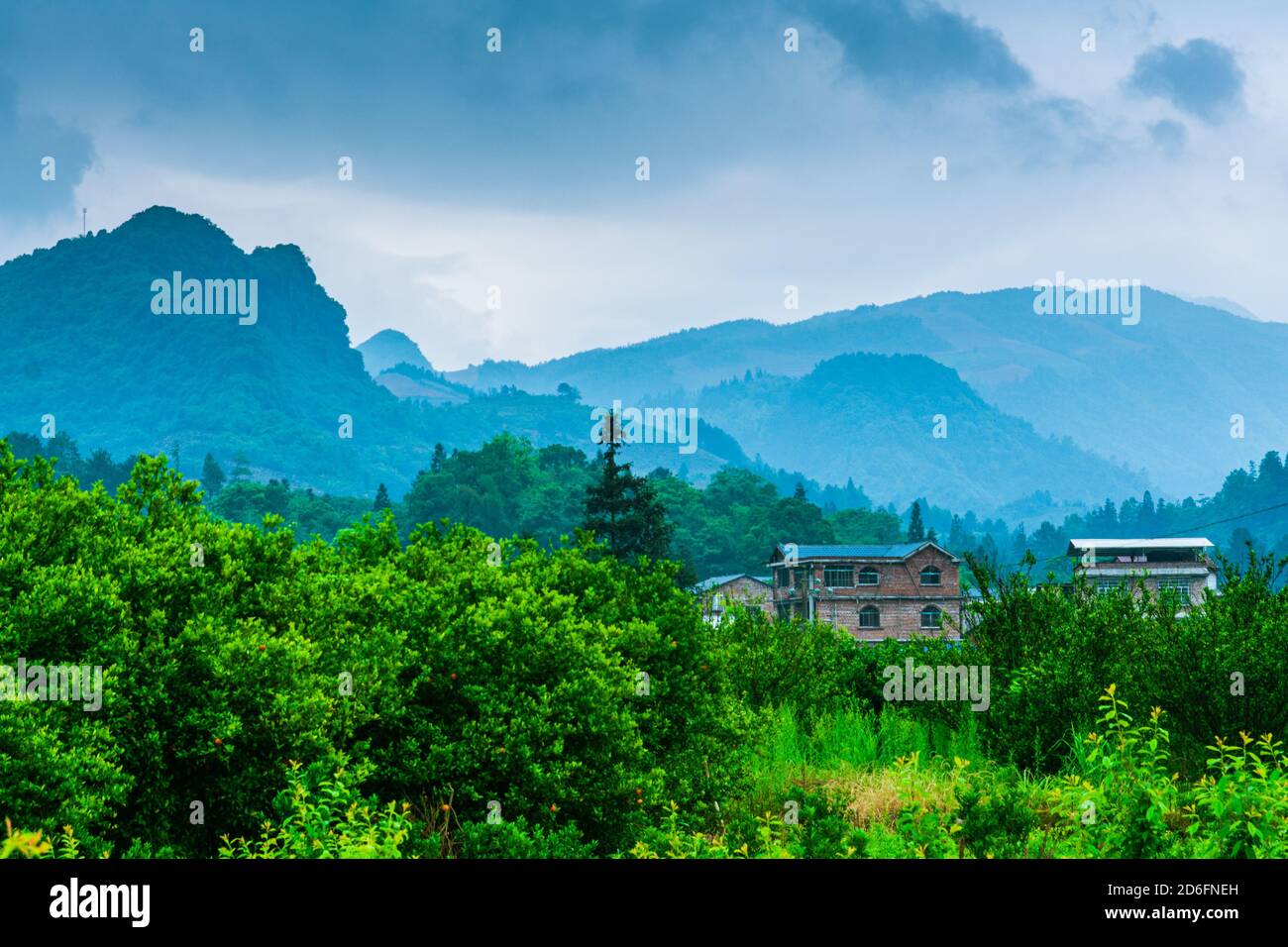 Splendid scenery hi-res stock photography and images - Alamy