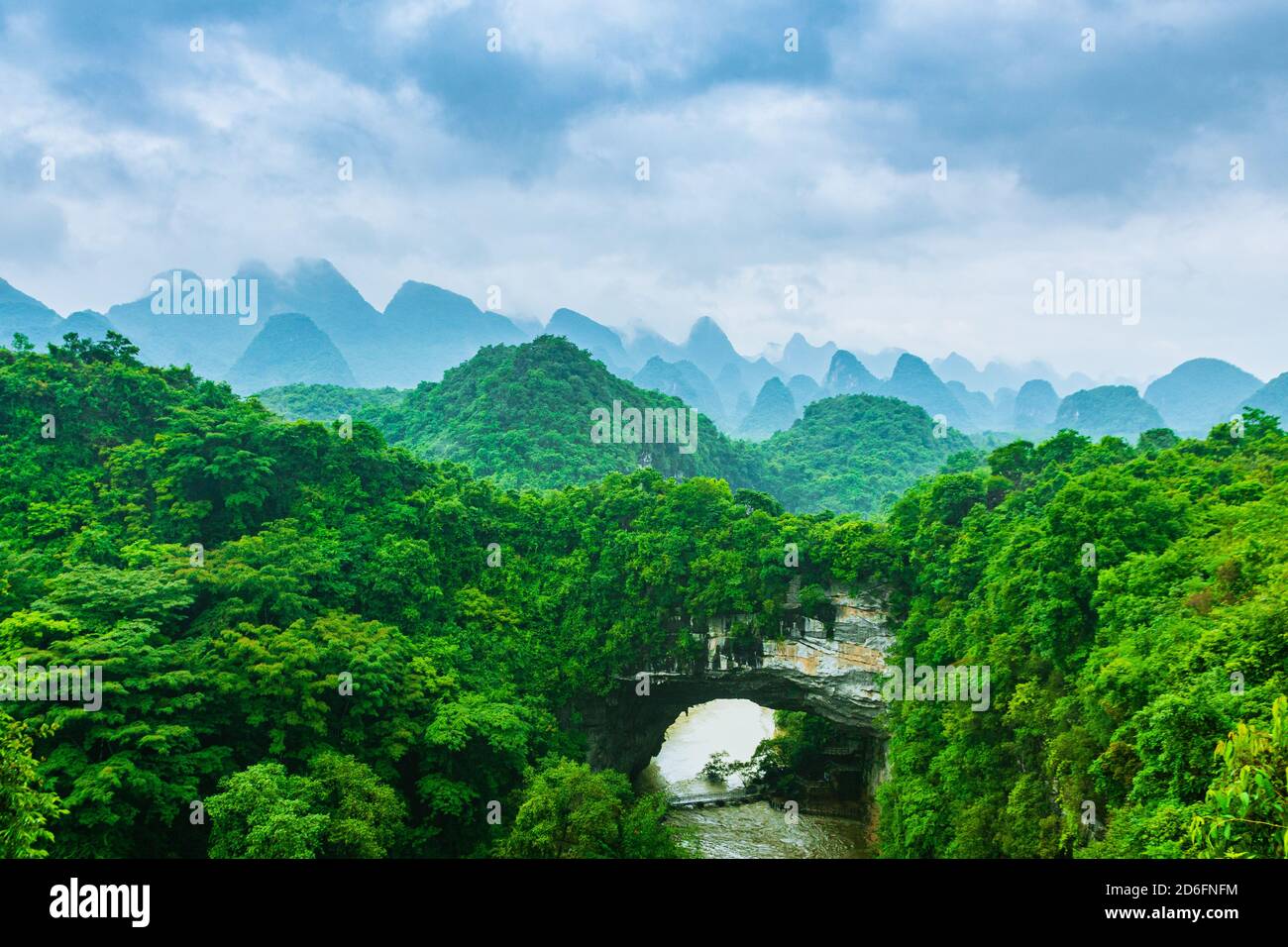 Splendid landscape hi-res stock photography and images - Alamy