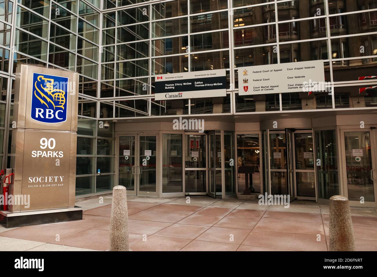 Sparks street plaza hi-res stock photography and images - Alamy