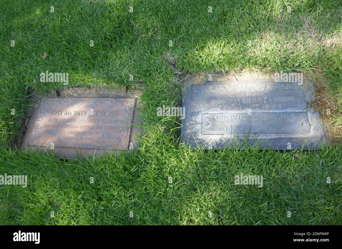 Donna Reed Actress High Resolution Stock Photography and Images - Alamy