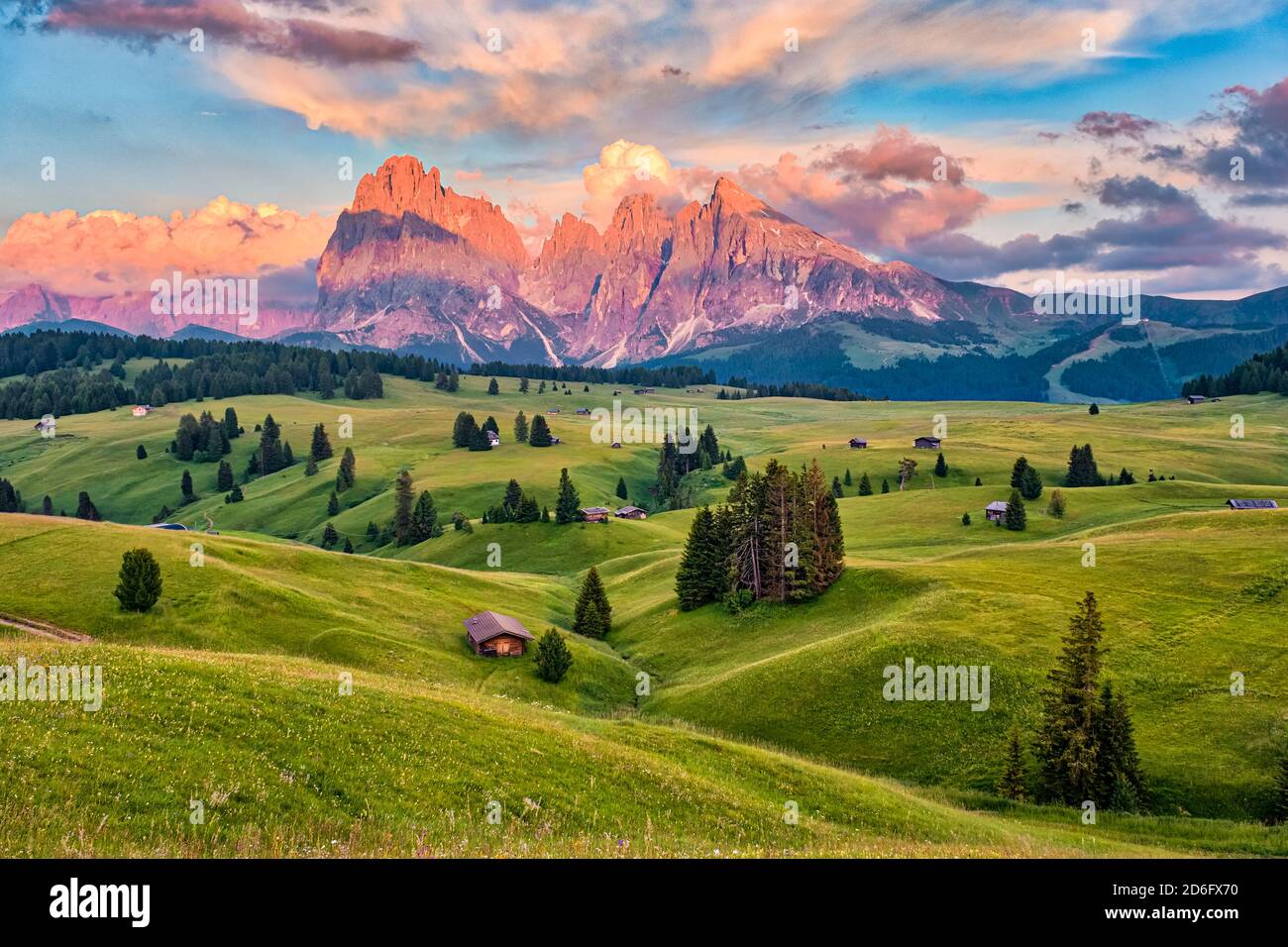 Sunset at alpe di siusi or seiser alm dolomites alps hi-res stock ...