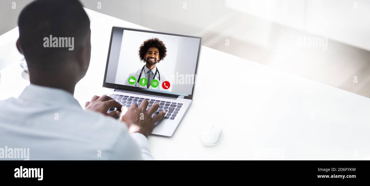 Doctor chat hi-res stock photography and images - Alamy
