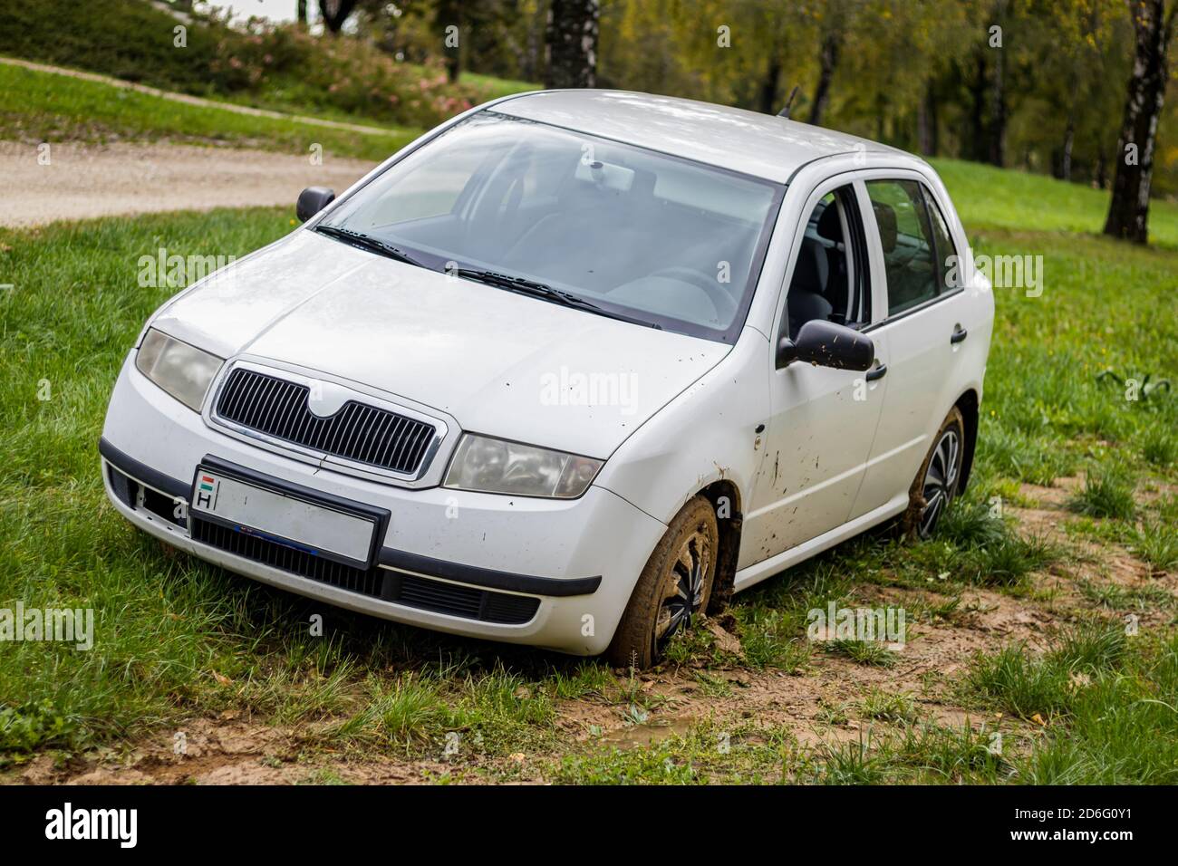 Car stuck tree hi-res stock photography and images - Alamy