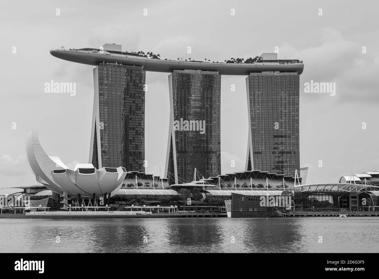 Singapore - December 3, 2019: Marina bay skyline with Marina Bay sands ...