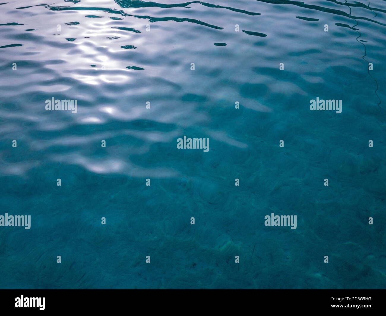 Deep sea gradient hi-res stock photography and images - Alamy
