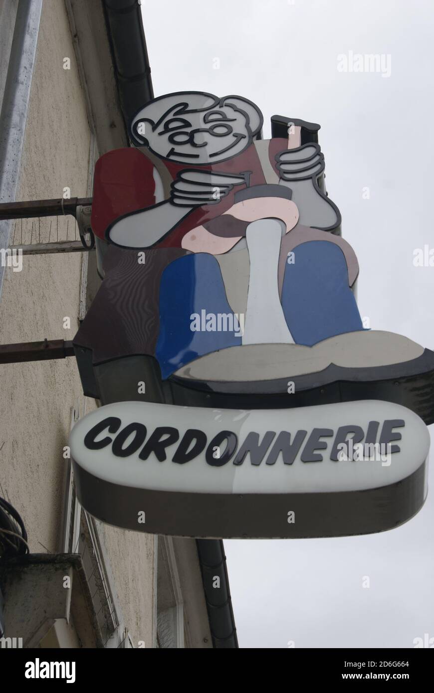 Cordonnerie hi-res stock photography and images - Alamy