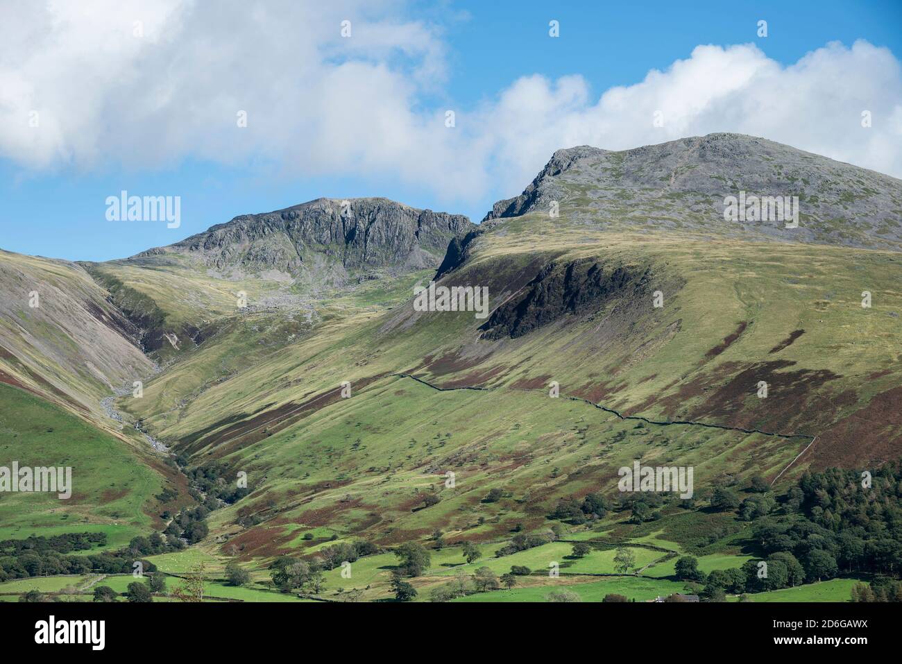 Beautiful Summer landscape of England's highest mountain, Scafell Pike ...