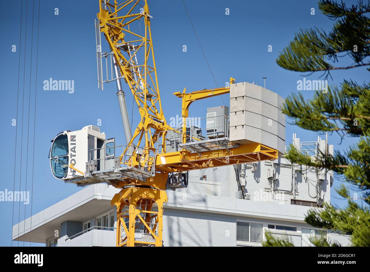 Potain tower crane hi-res stock photography and images - Alamy