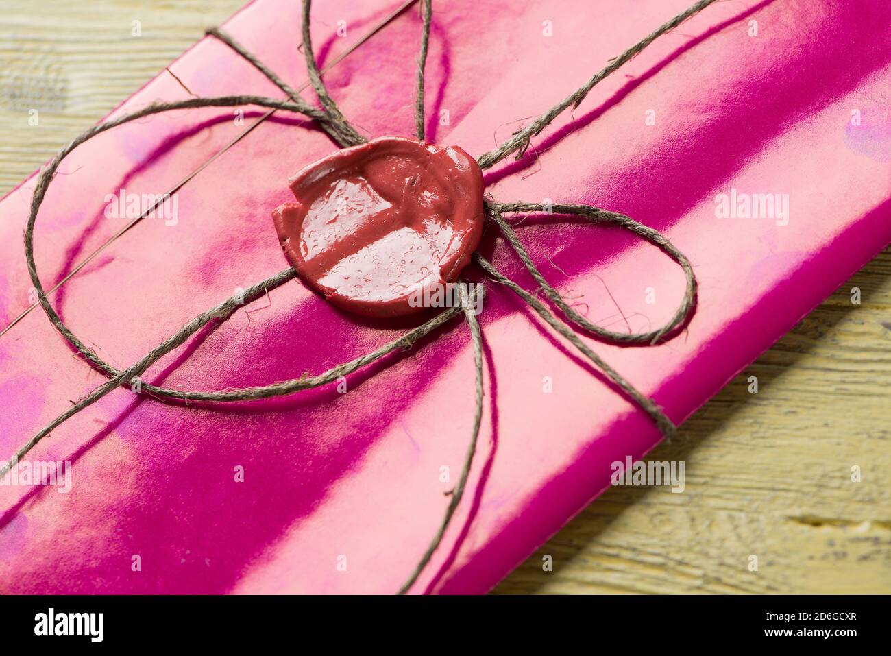 Letter with seal on table Stock Photo - Alamy