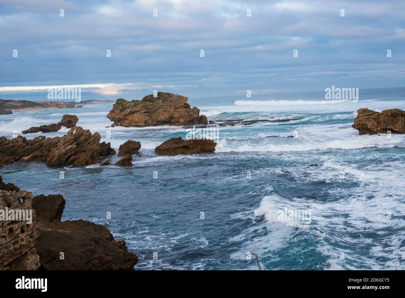 Waves at seashore hi-res stock photography and images - Alamy
