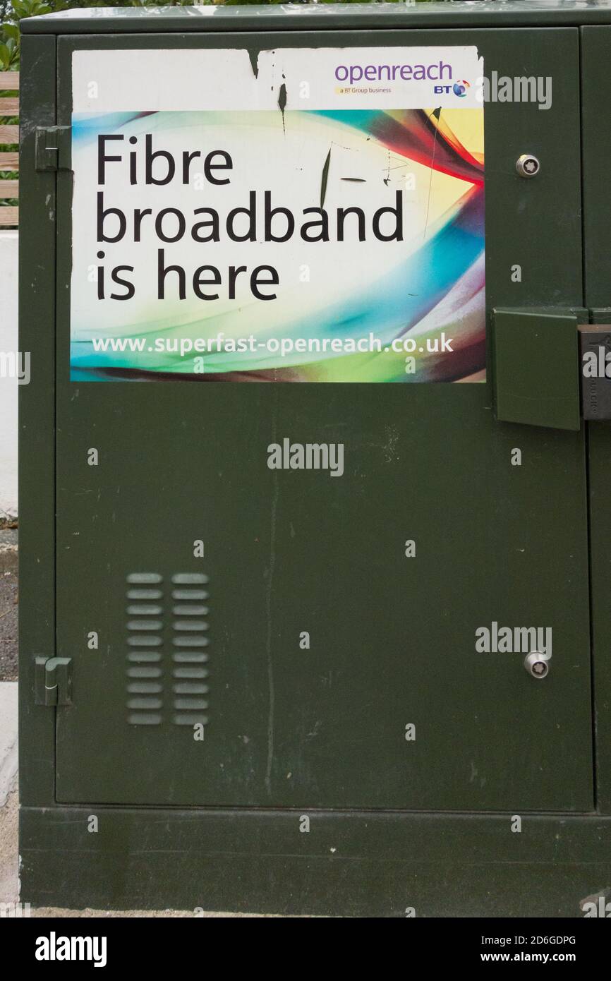 A BT Openreach Fibre Broadband distribution point cabinet, London, UK ...