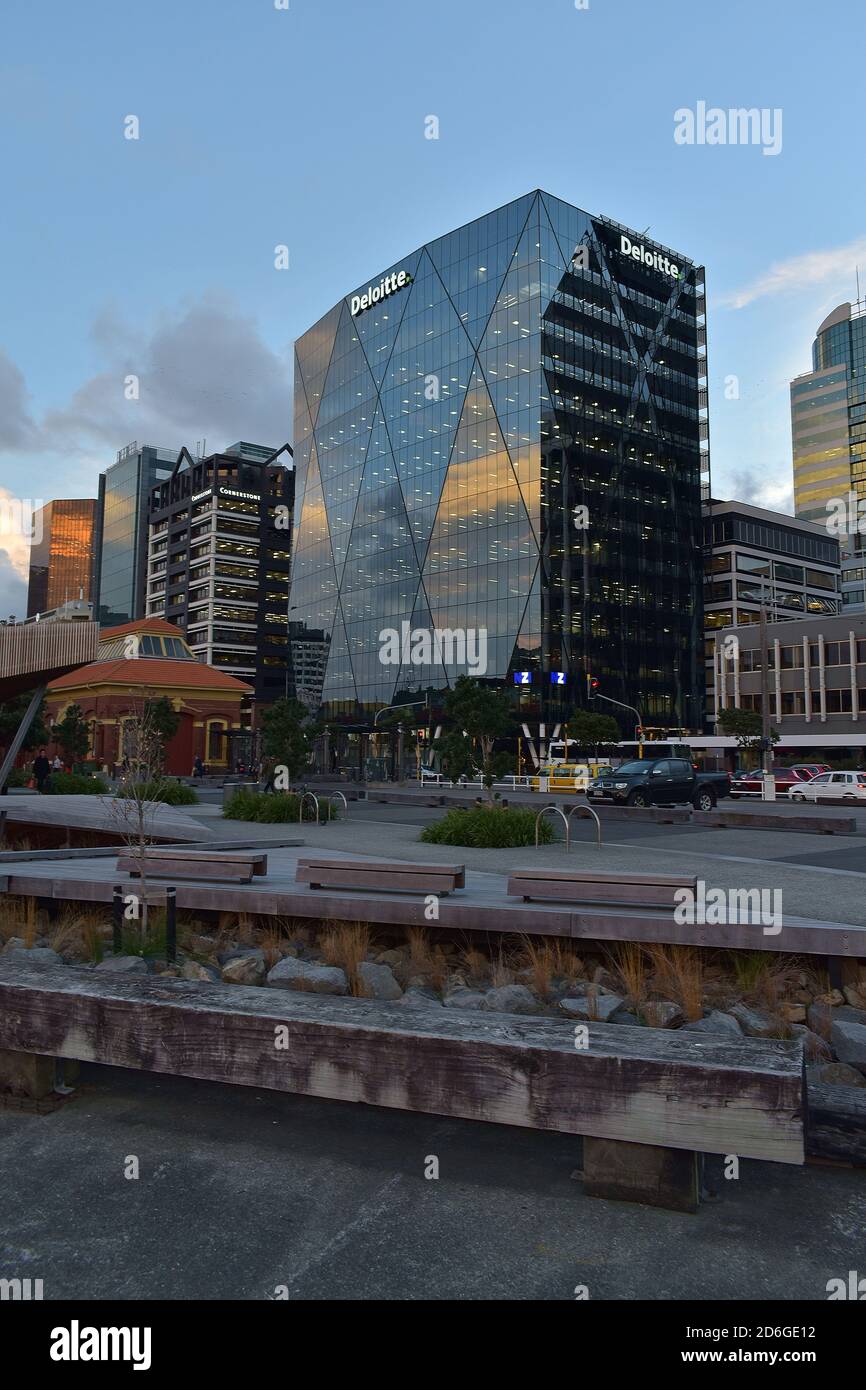 Deloitte logo signage hi-res stock photography and images - Alamy