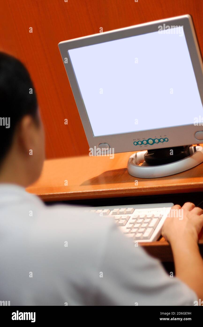 Old man computer screen hi-res stock photography and images - Alamy