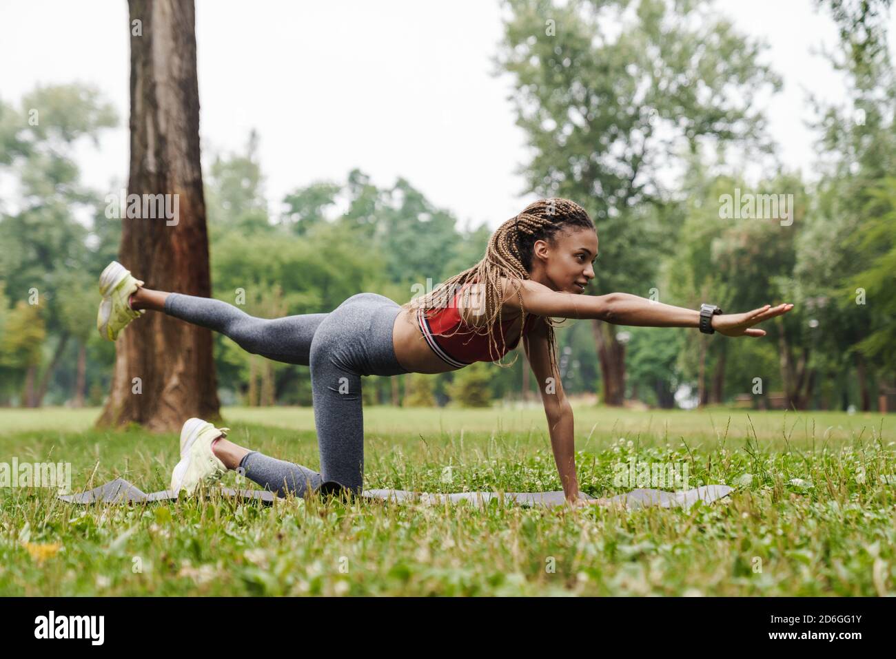 African sport hi-res stock photography and images - Alamy