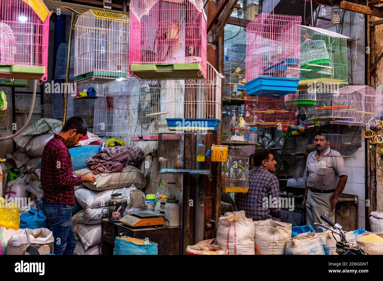 traditional old bazaar of Dezful Iran Stock Photo - Alamy