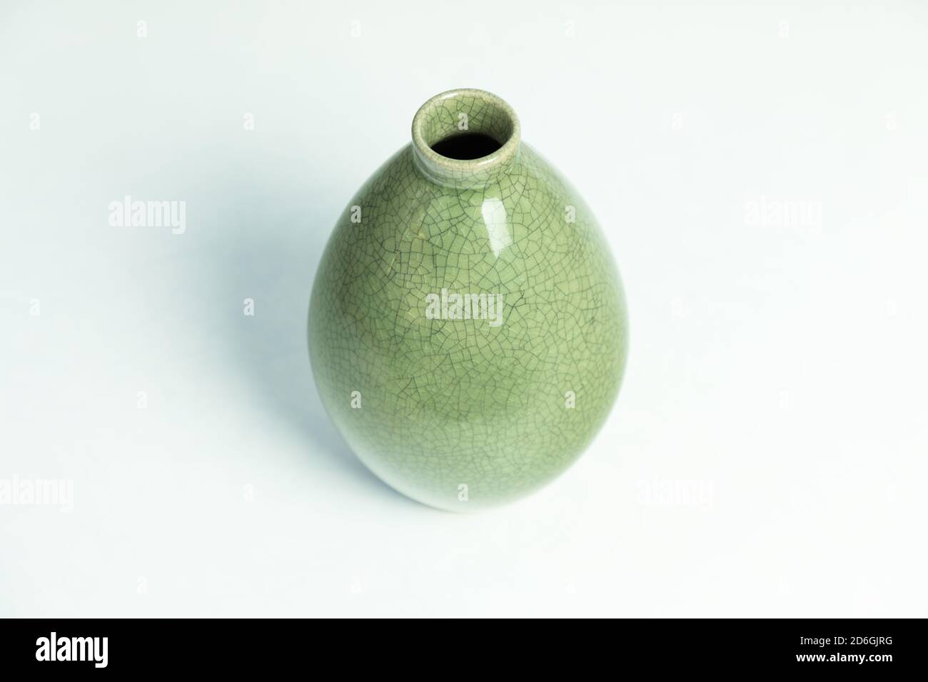 Ceramic top vase hi-res stock photography and images - Alamy