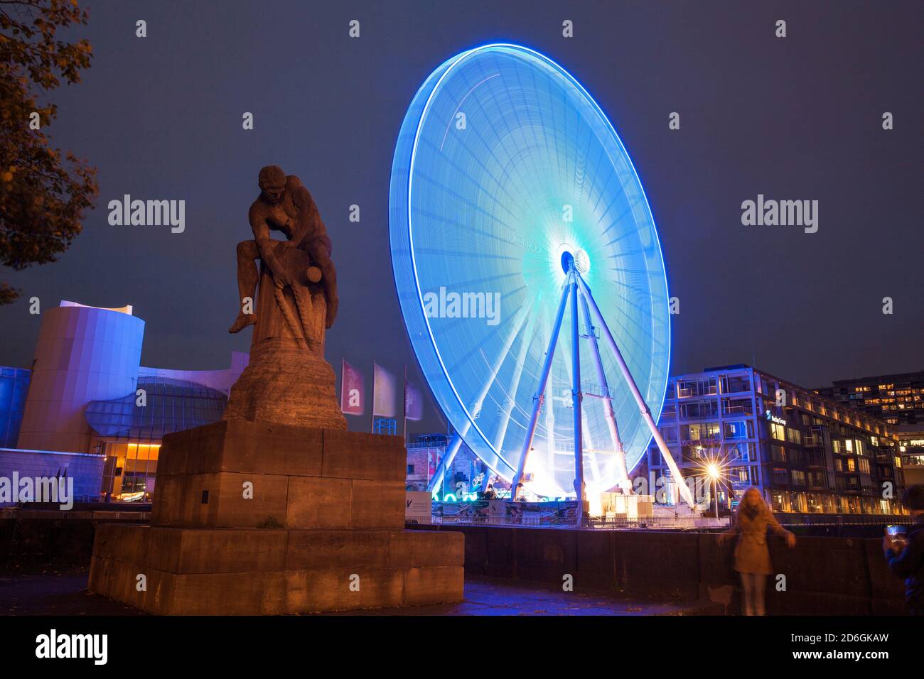 55 meters high ferris wheel of the carnyman Kipp in the Rheinau harbor ...