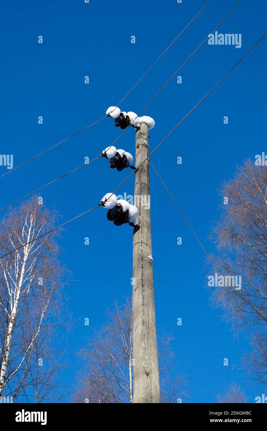 Telephone pole ice snow hi-res stock photography and images - Alamy