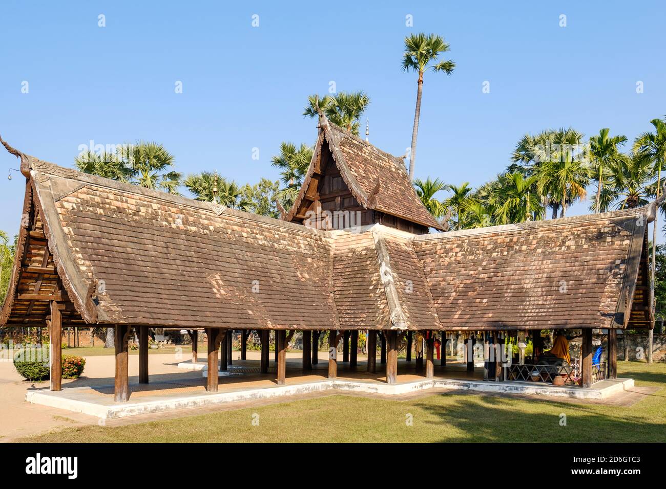 Compound of Wat Ton Kwen or Wat Intharawat, Chiang Mai, Thailand Stock ...