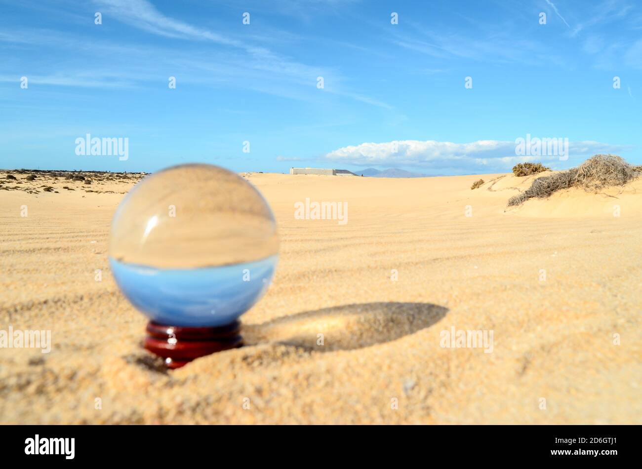 Object in the Dry Desert Stock Photo - Alamy