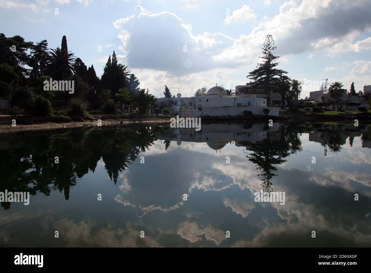 Lake tunis hi-res stock photography and images - Alamy
