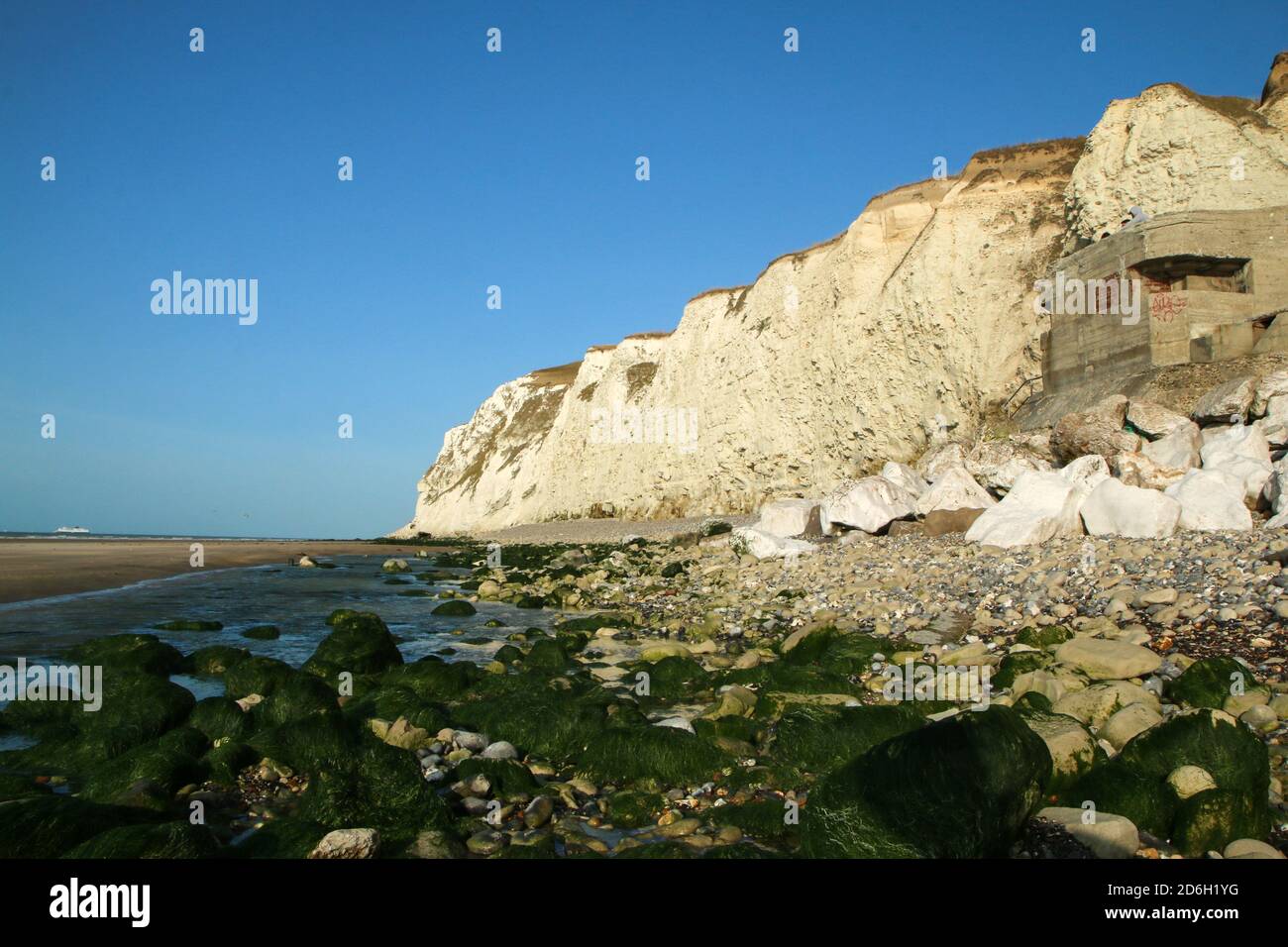 The beaches under the high white cliffs on the shore of the Channel at ...