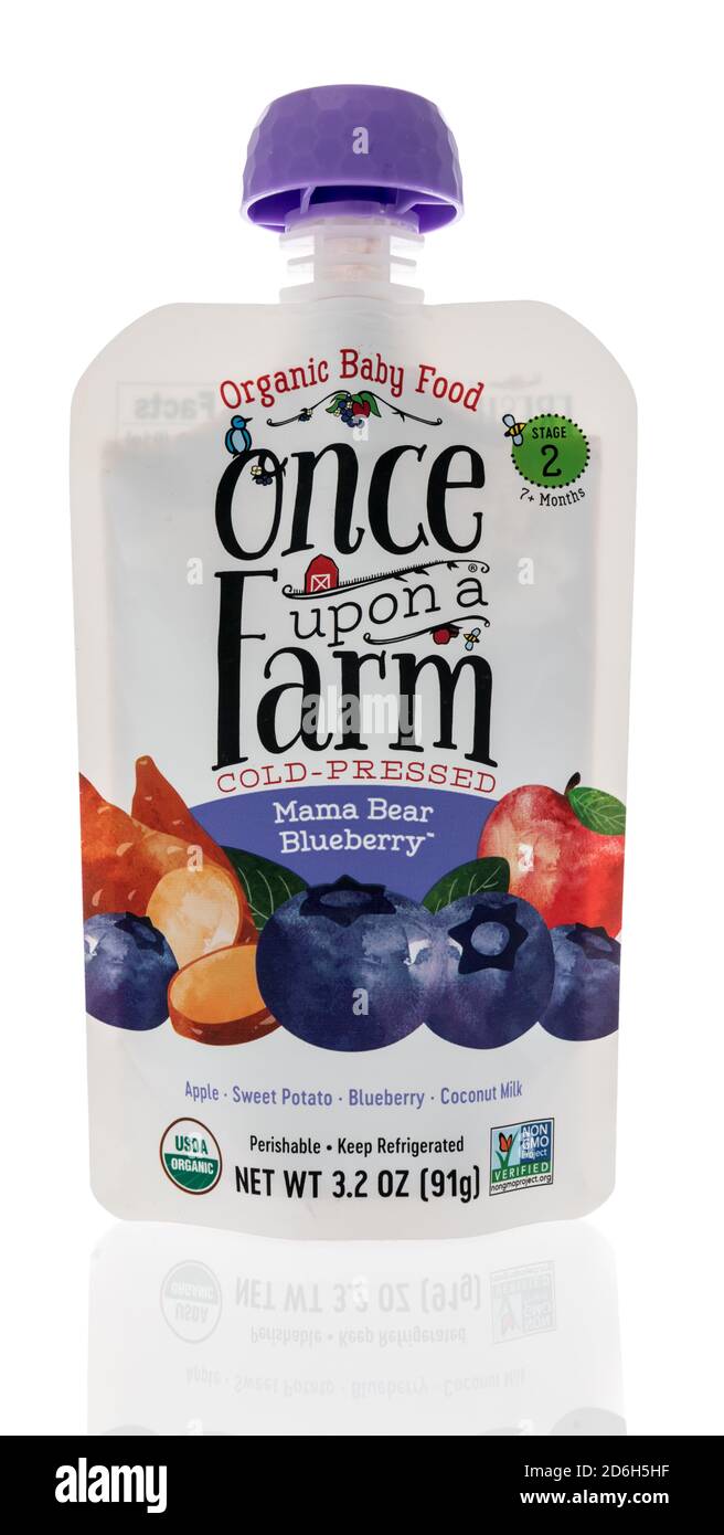 Winneconne, WI - 16 October 2020: A package of Once upon a farm cold ...