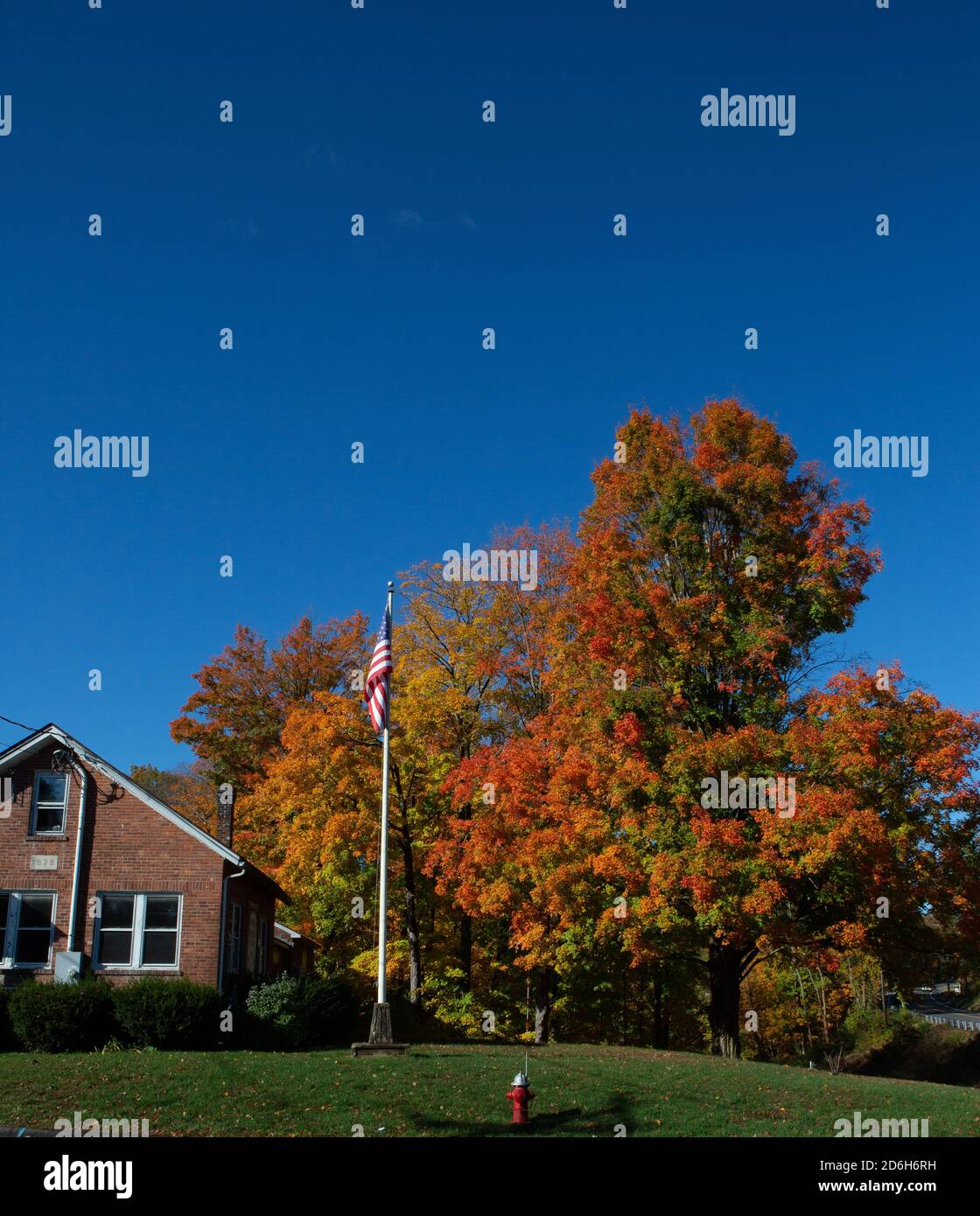 Fall foliage colors of New England Stock Photo - Alamy