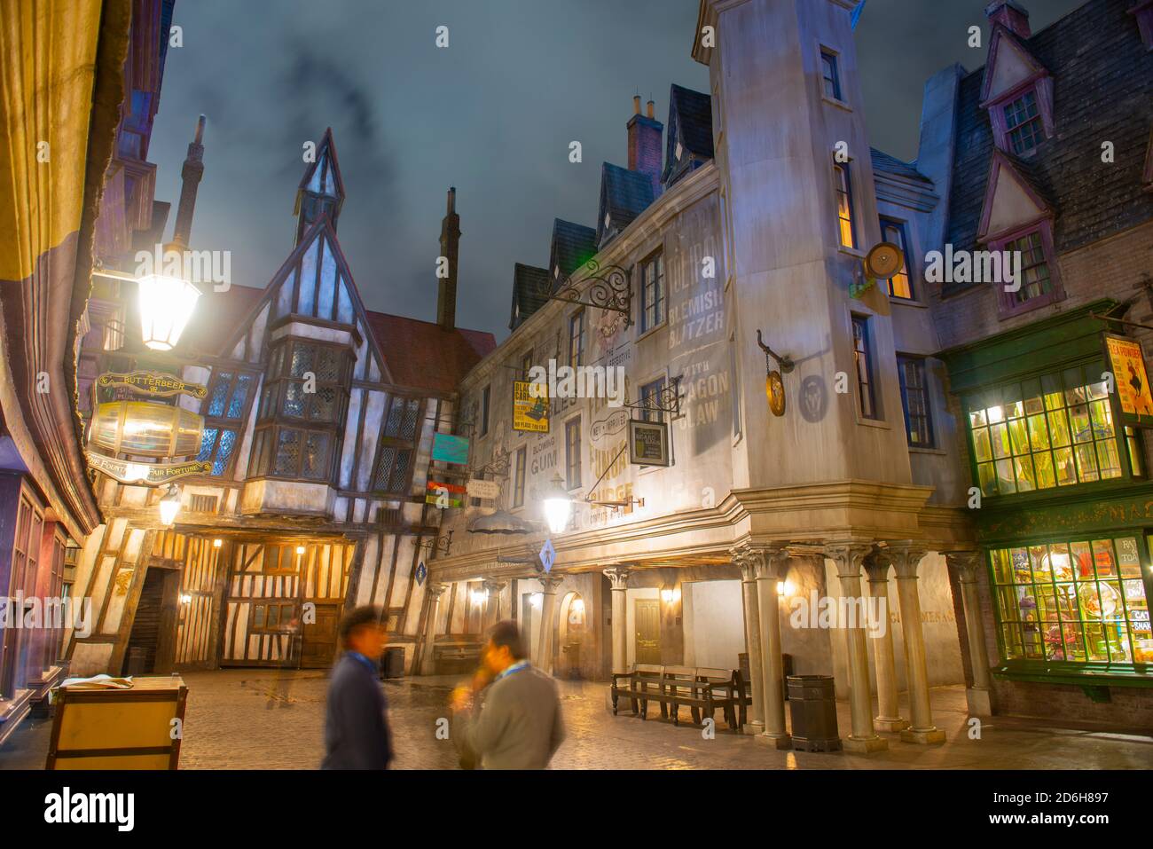 Universal Orlando Harry Potter Diagon Alley Hogsmeade Vs. Diagon Alley