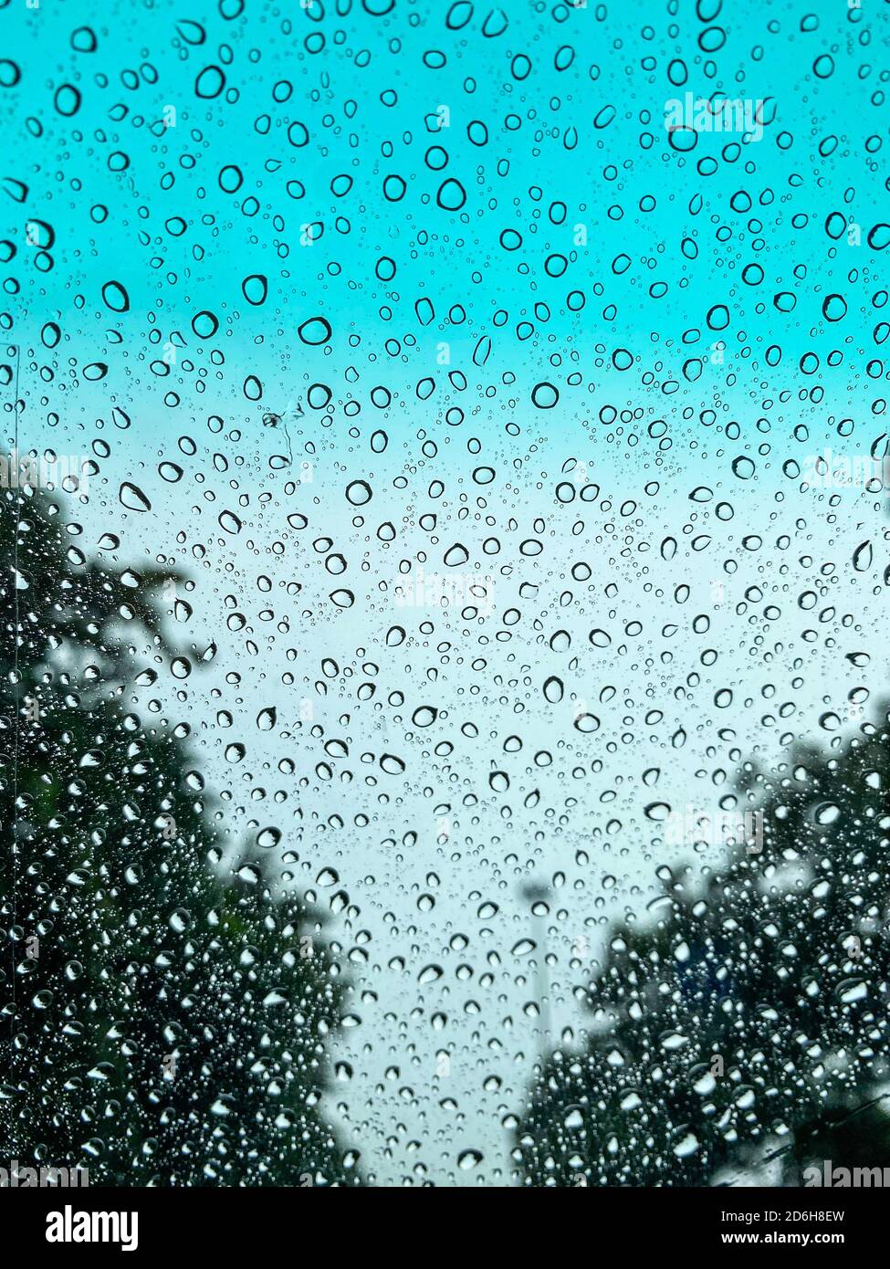 Water droplets on a car windshield Stock Photo - Alamy