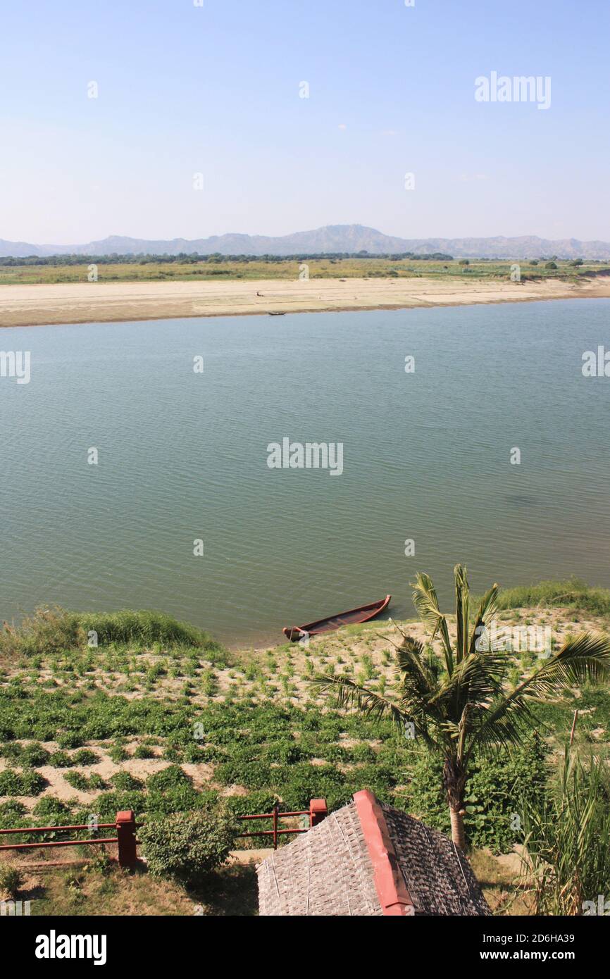 Ayeyarwaddy river myanmar burma river irrawaddy asia hi-res stock ...
