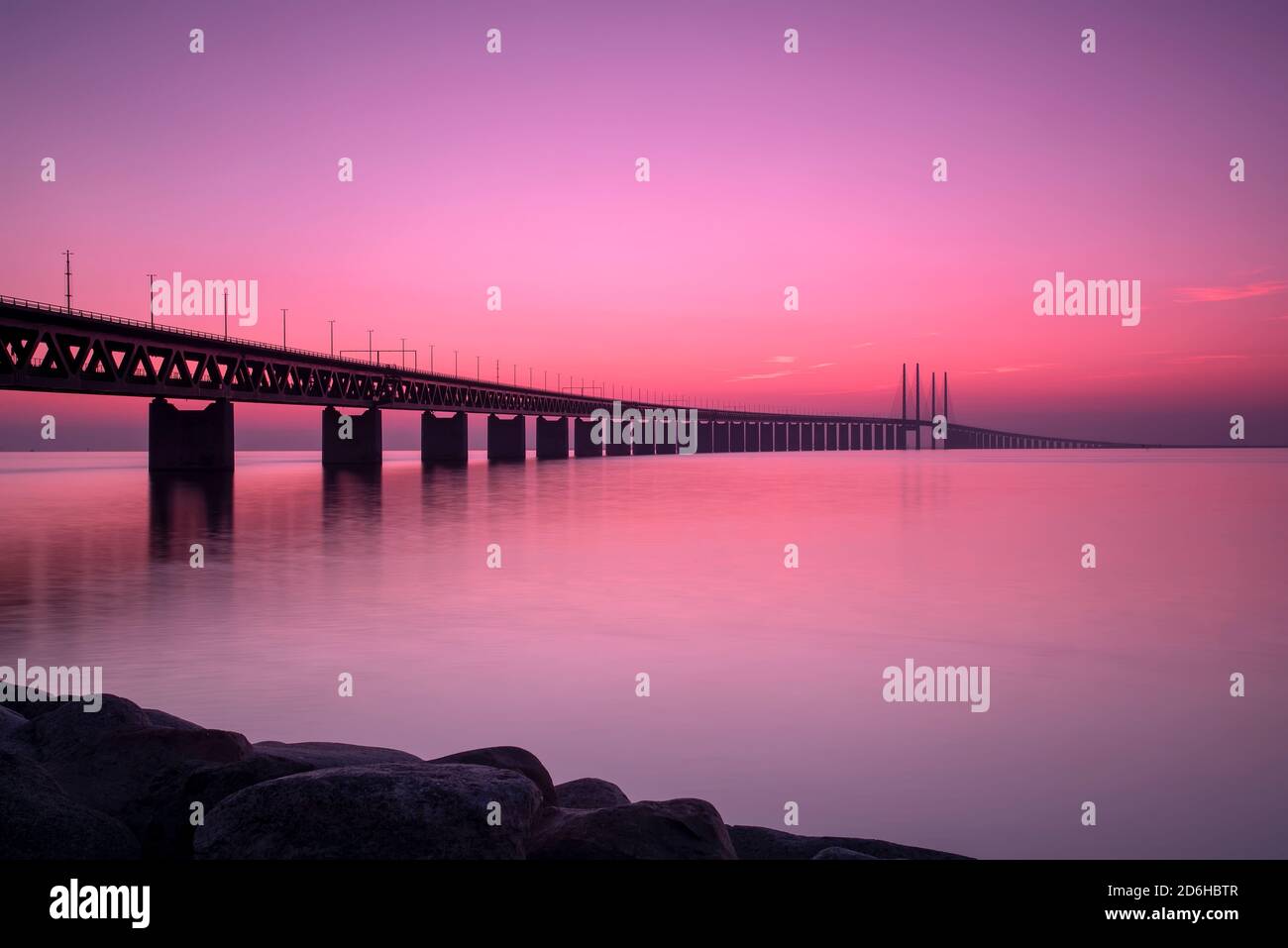 MALMO, SWEDEN - SEPTEMBER 20: The oresunds bridge that connects Sweden ...