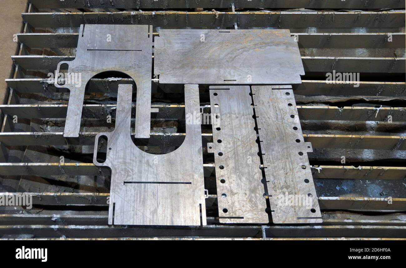 Collapsible table hi-res stock photography and images - Alamy