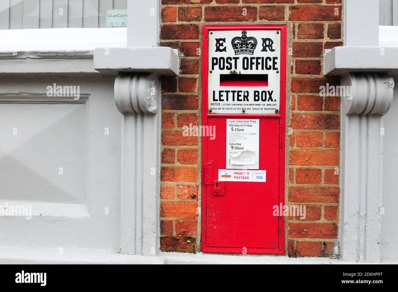 Woburn, England, Uk, 17-10-2020. Ornate looking letter box with brick ...
