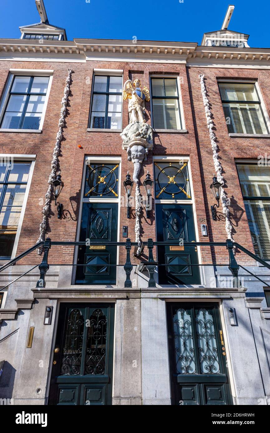 Gable stones amsterdam hi-res stock photography and images - Alamy