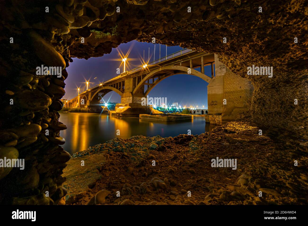 Dezful bridge hi-res stock photography and images - Alamy