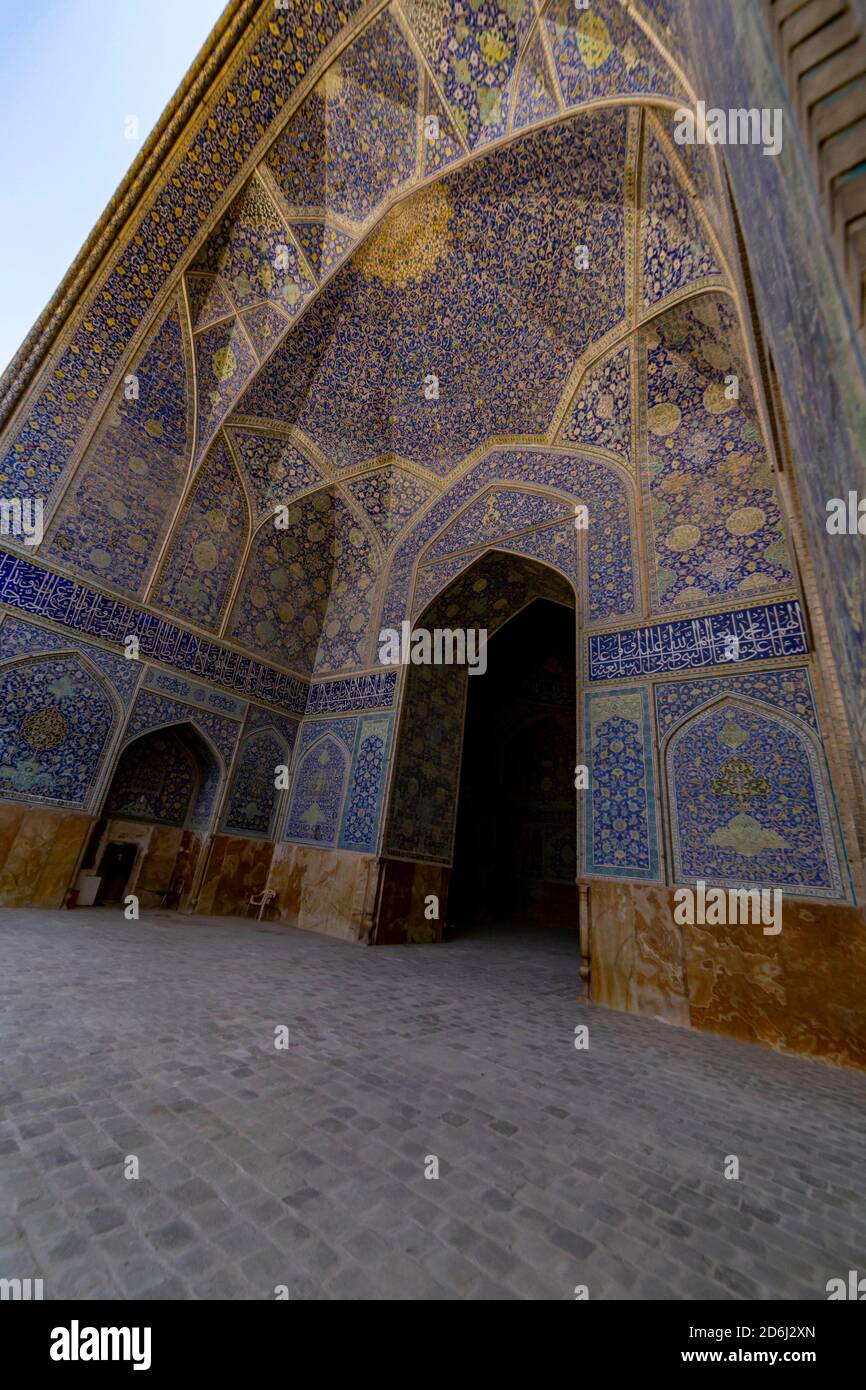 Shah mosque isfahan iran hi-res stock photography and images - Alamy