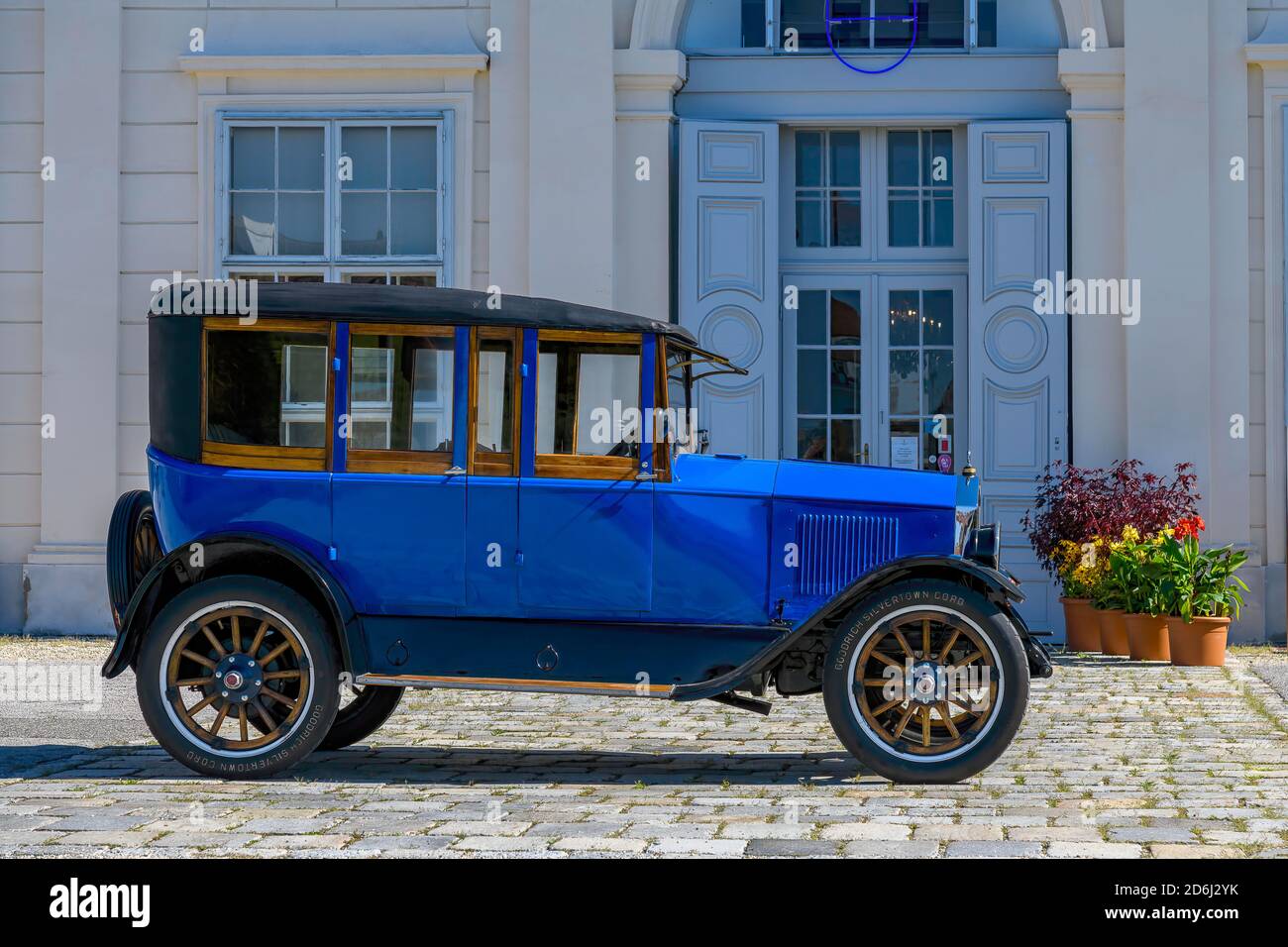 Oldtimer Dort Touring, year of construction 1922, blue, Austria Stock ...