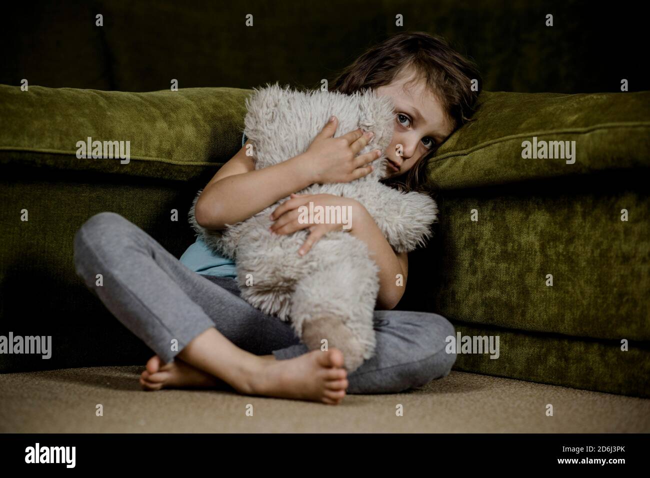 Child afraid of animal hi-res stock photography and images - Alamy