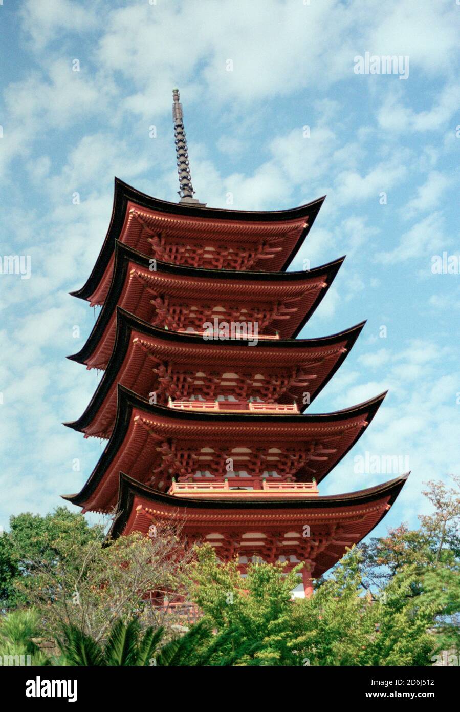 Tiered pagoda hi-res stock photography and images - Alamy