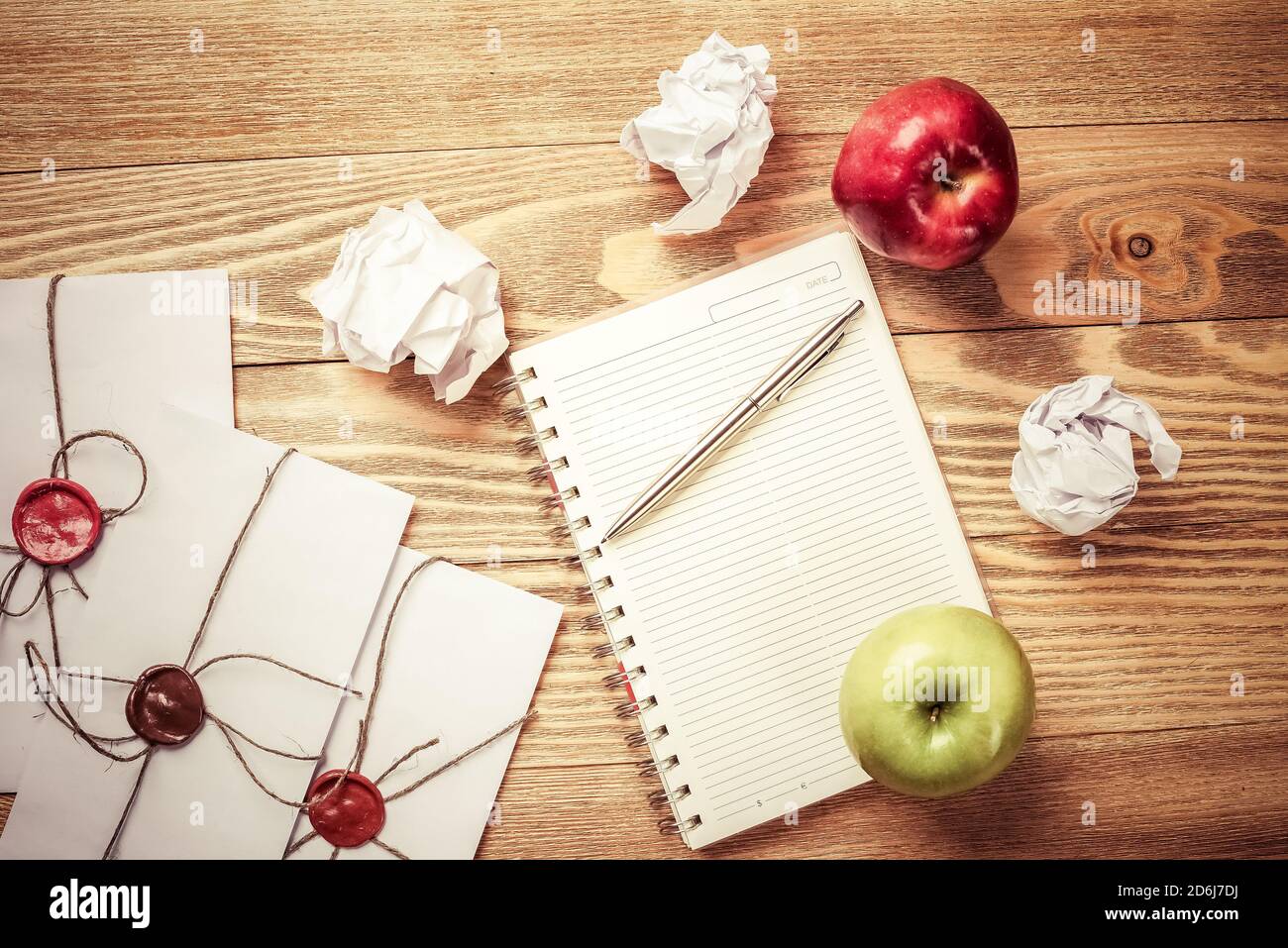 Scriptwriting hi-res stock photography and images - Alamy