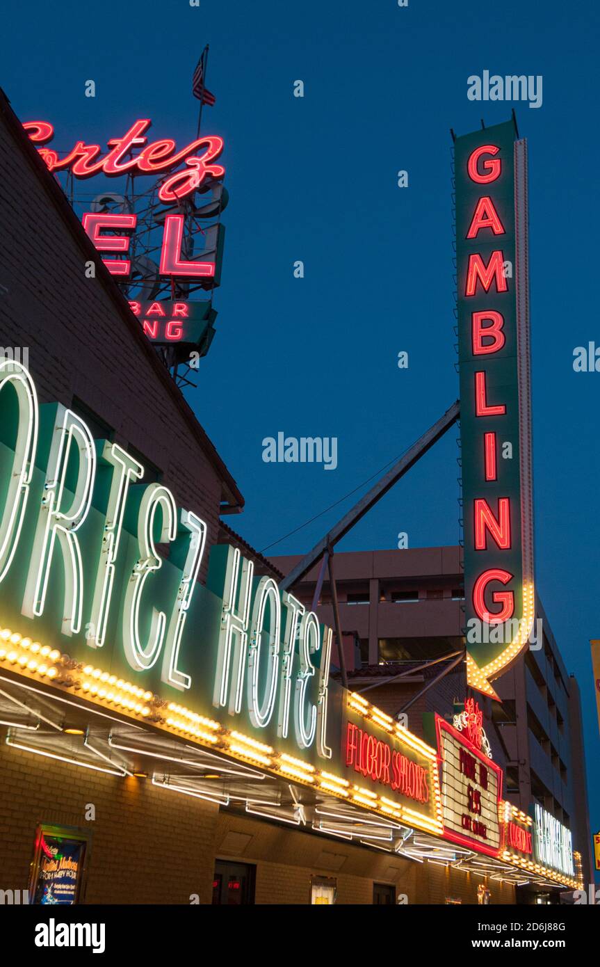 Las vegas bar retro hi-res stock photography and images - Alamy