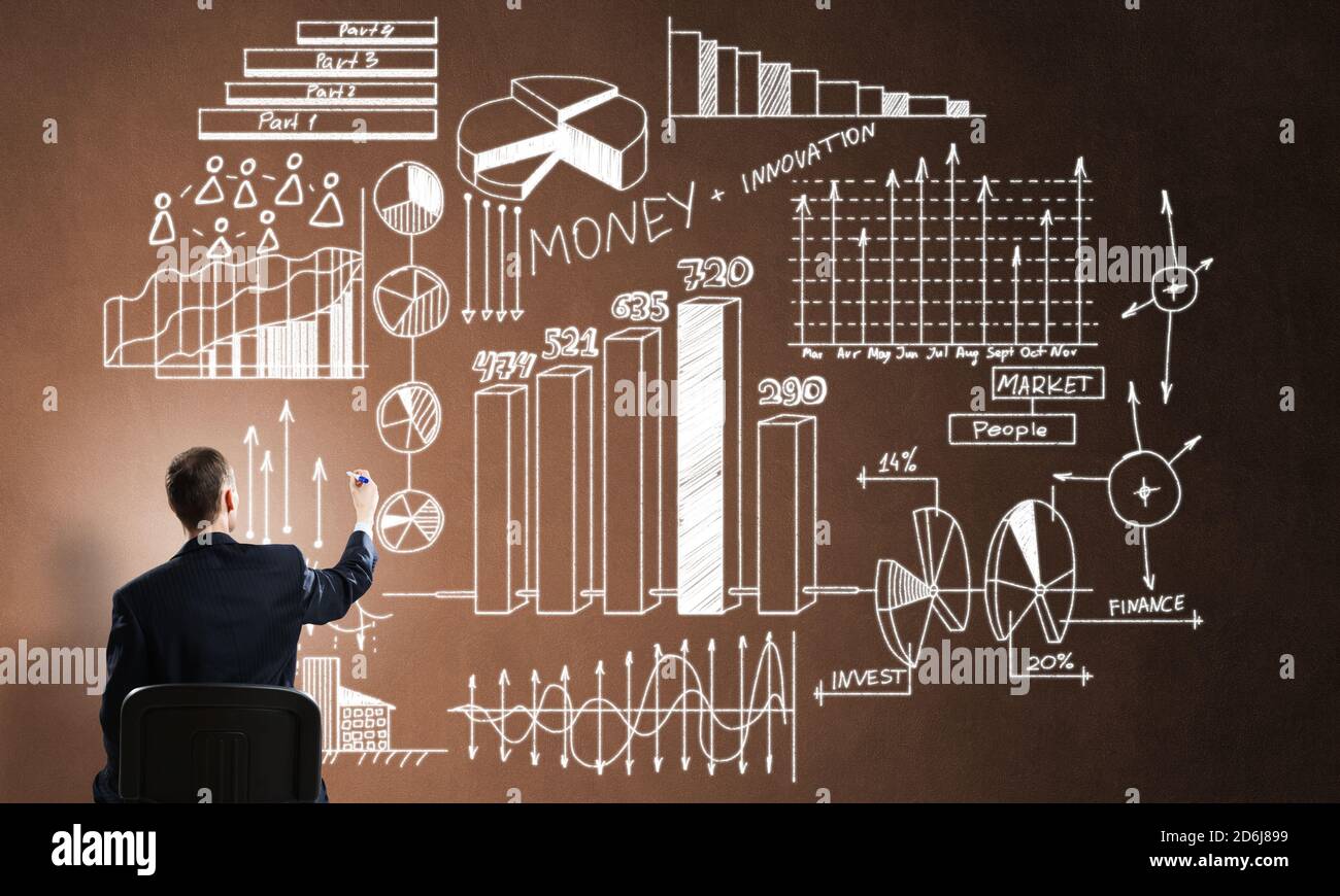 Businessman drawing business strategy Stock Photo - Alamy