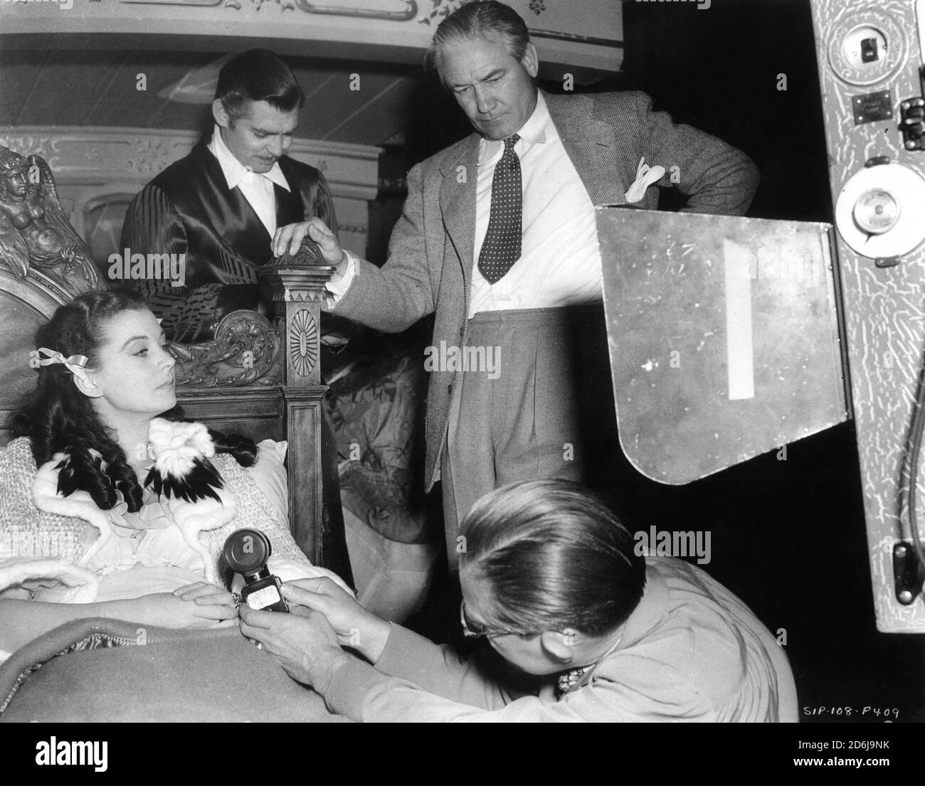 VIVIEN LEIGH CLARK GABLE VICTOR FLEMING and Cinematographer ERNEST ...